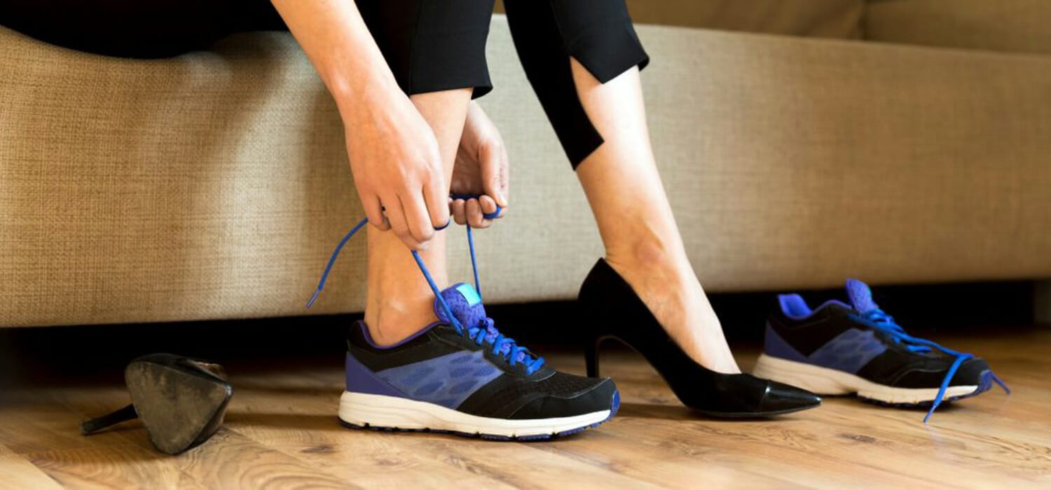 Careful: abusing sneakers has orthopedic consequences | LaConceria | Il ...