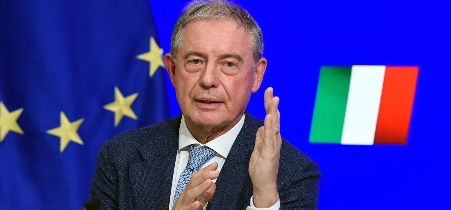 Andate e aggregatevi tutti: Urso annuncia il Piano Moda Italia ...